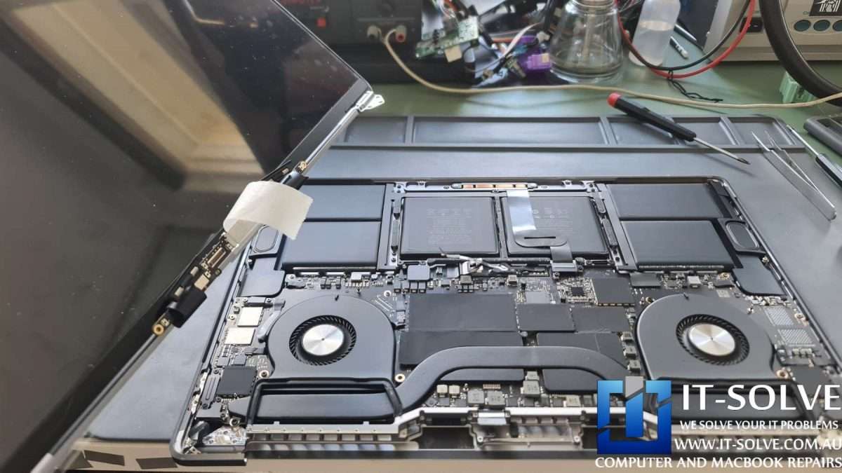 A2141 Macbook Pro lines on Screen Replacement | IT-Solve Repairs