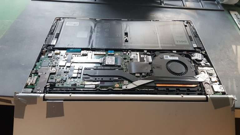 Dell Inspiron 7000 broken Hinge Repair | IT-Solve Repairs